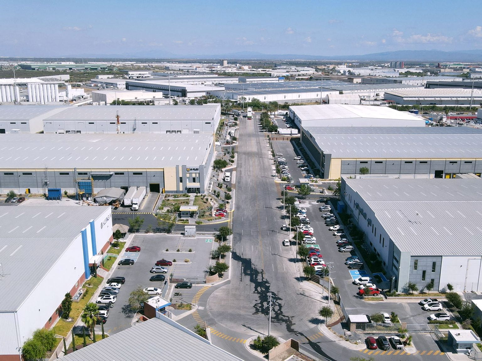 Zona Industrial: Un Hub de Producción y Actividad Empresarial | VYNMSA